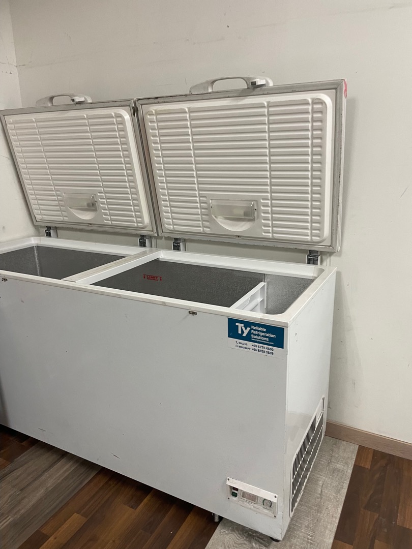 Swing Top Chest Freezer, TV & Home Appliances, Kitchen Appliances ...