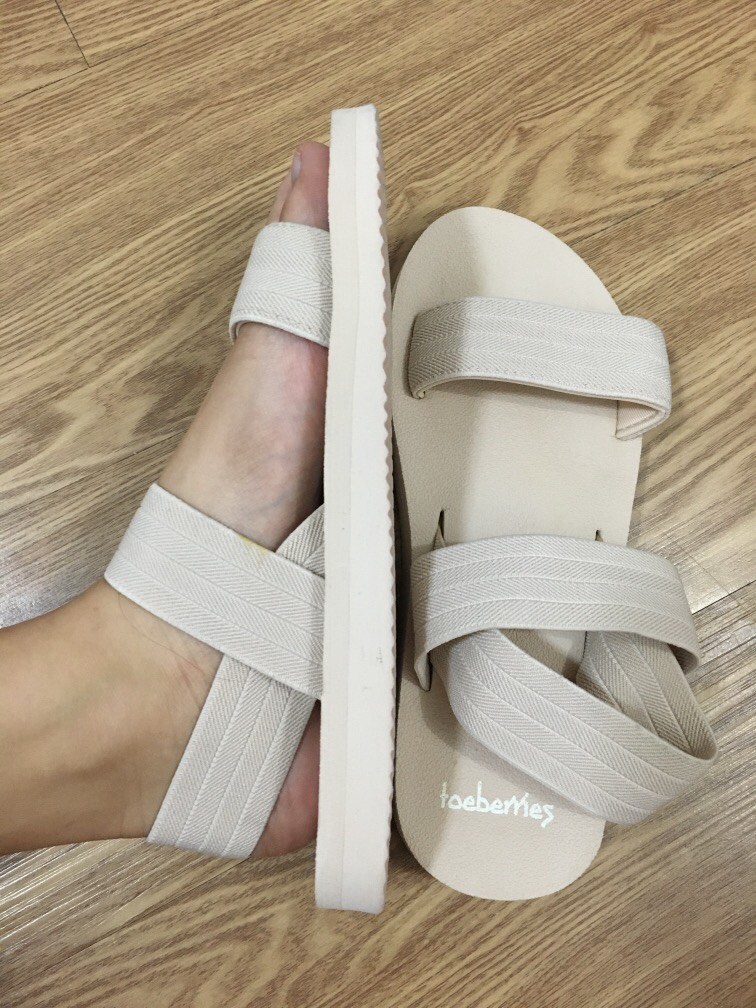 Toeberries Espirit Sandals, Women's Fashion, Footwear, Flats & Sandals ...