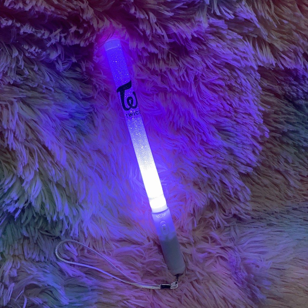 TWICE KPOP PENLIGHT / HEART LIGHTSTICK, Hobbies & Toys, Memorabilia ...