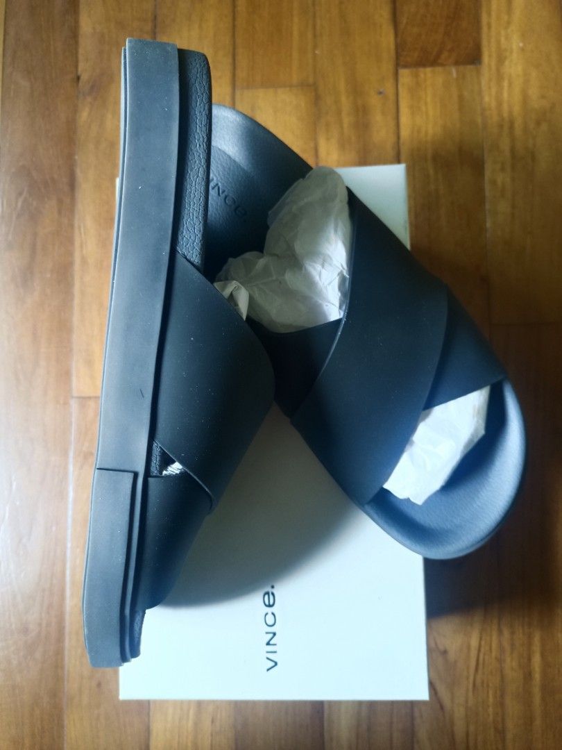 Vince Men Rubber slide sandal, Men's Fashion, Footwear, Flipflops and ...