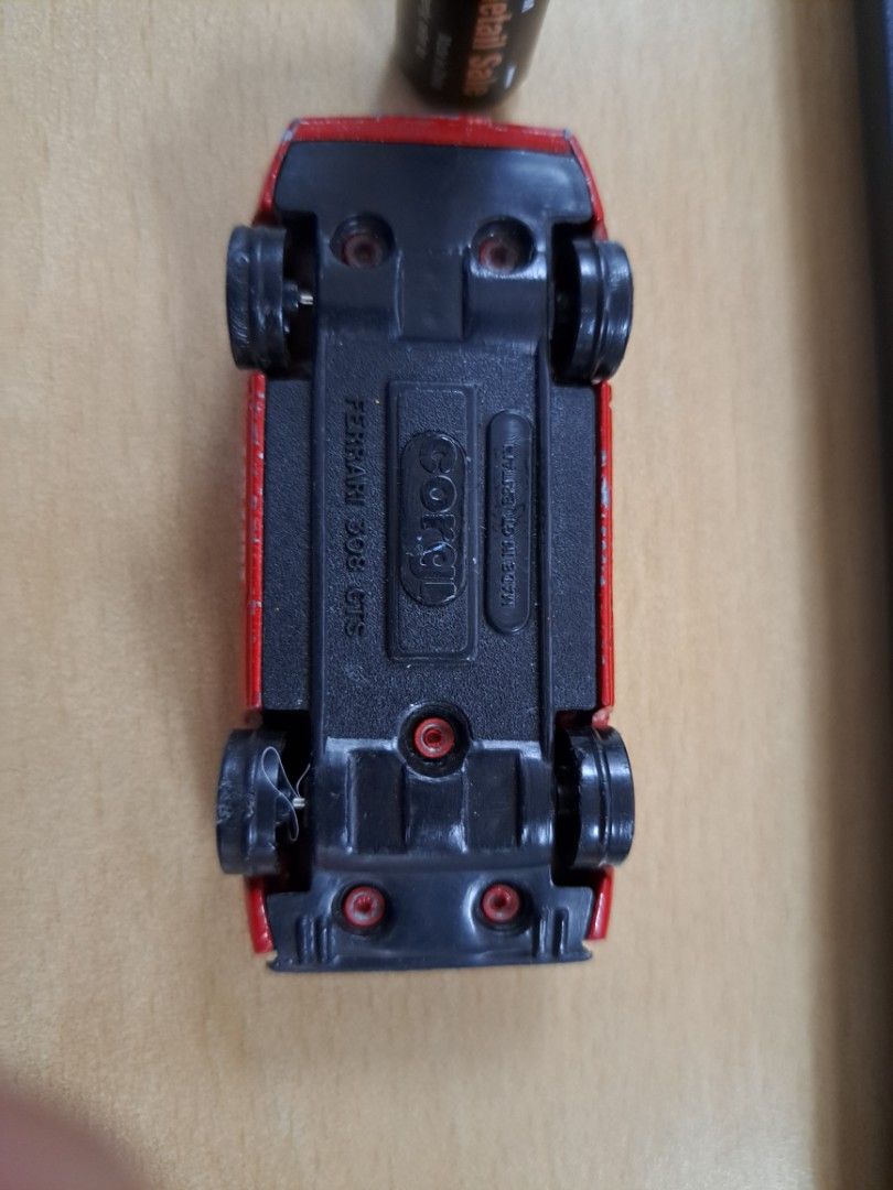 Vintage Corgi Ferrari 308 GTS Red Die Cast Toy Car Vehicle Made in Gt ...