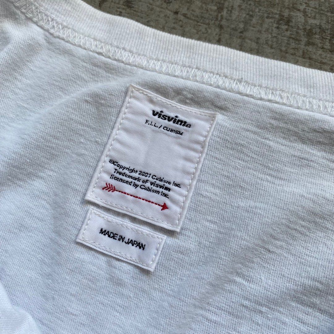 VISVIM JUMBO TEE S/S SUBSEQUENCE LOGO PRINT TSHIRT JAPAN T-SHIRT WHITE CLASSIC, 名牌, 服裝 - Carousell
