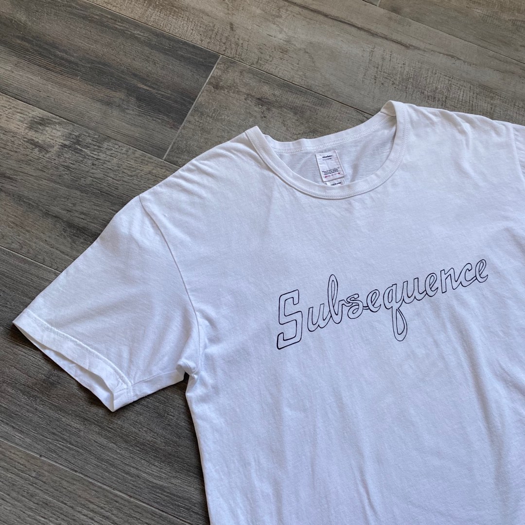 VISVIM JUMBO TEE S/S SUBSEQUENCE LOGO PRINT TSHIRT JAPAN T-SHIRT WHITE CLASSIC, 名牌, 服裝 - Carousell