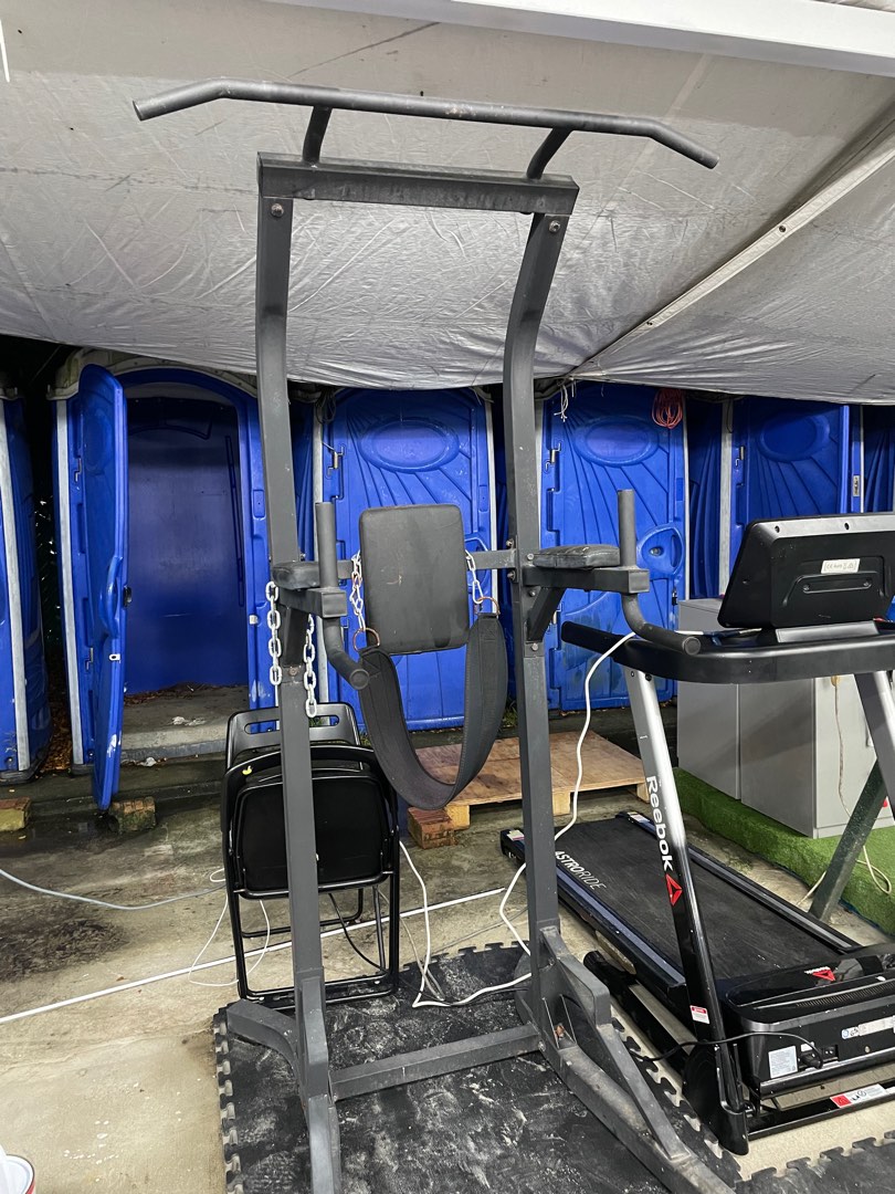 Weight training pull up and dip station., Sports Equipment, Exercise & Fitness, Cardio & Fitness ...