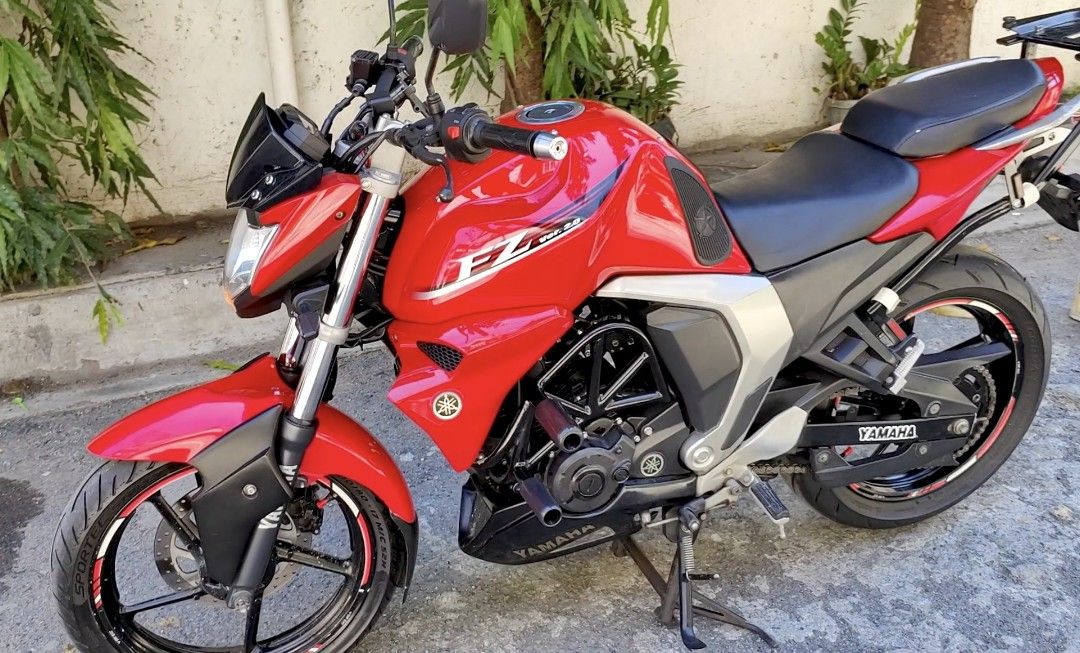 Yamaha FZi, Motorbikes, Motorbikes for Sale on Carousell