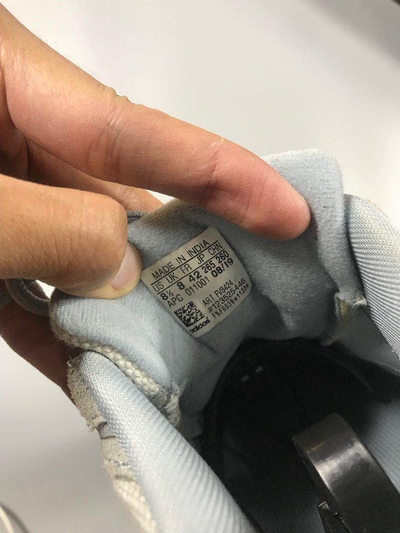 YEEZY 700 HOSPITAL BLUE, Men's Fashion, Footwear, Sneakers on Carousell