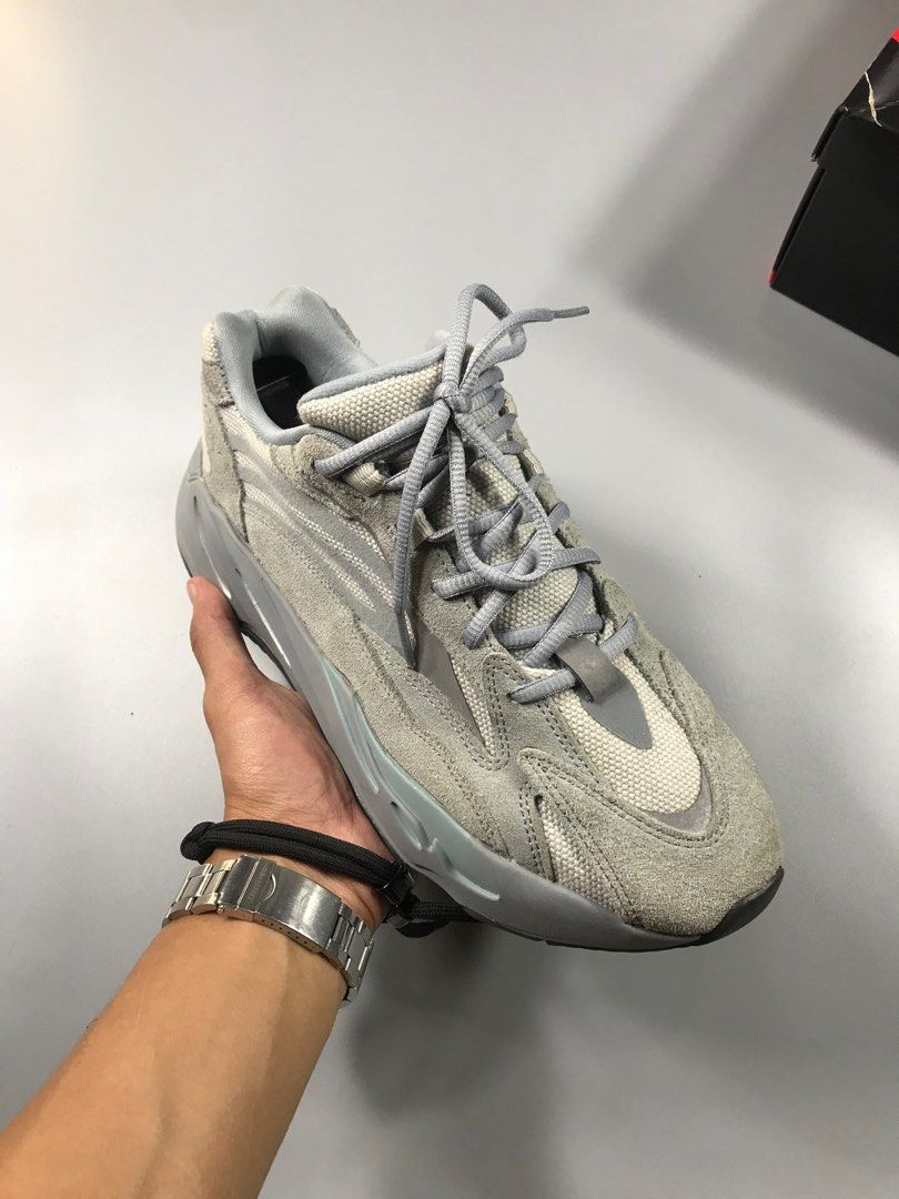 YEEZY 700 HOSPITAL BLUE, Men's Fashion, Footwear, Sneakers on Carousell