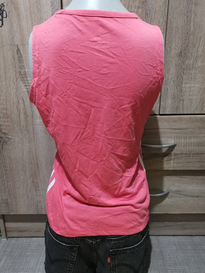 Adidas sando embroid logo, Women's Fashion, Activewear on Carousell