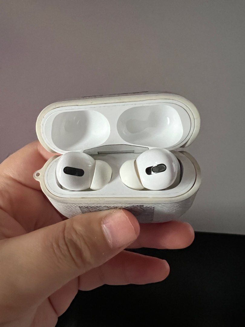 AirPods Pro First Generation, Audio, Earphones on Carousell