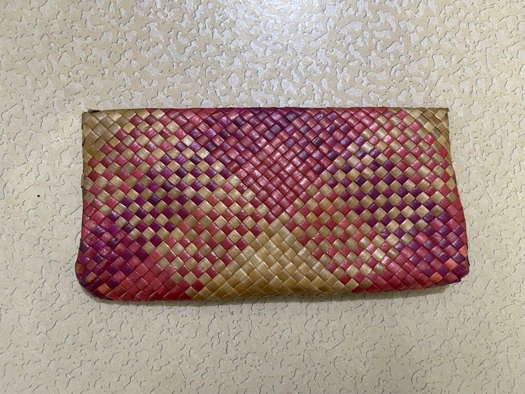 Banig Handwoven Sabutan Long Wallet #SweldoNa, Women's Fashion, Bags ...