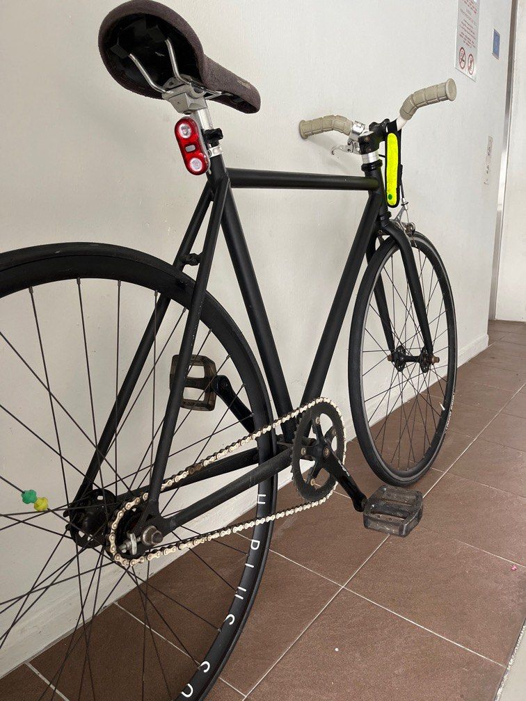 Black Fixed Gear Bicycle with H PLUS SON Archetype Rims, Sports ...