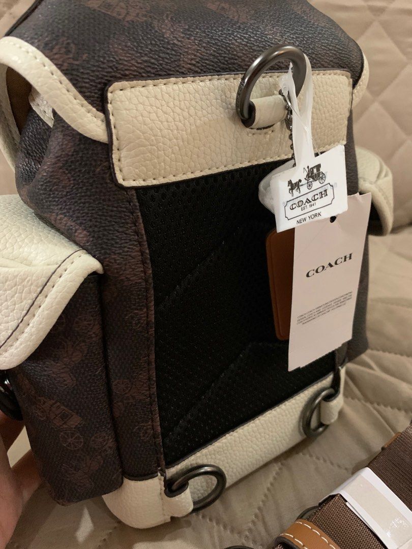 Coach Hitch Backpack, Men's Fashion, Bags, Backpacks on Carousell