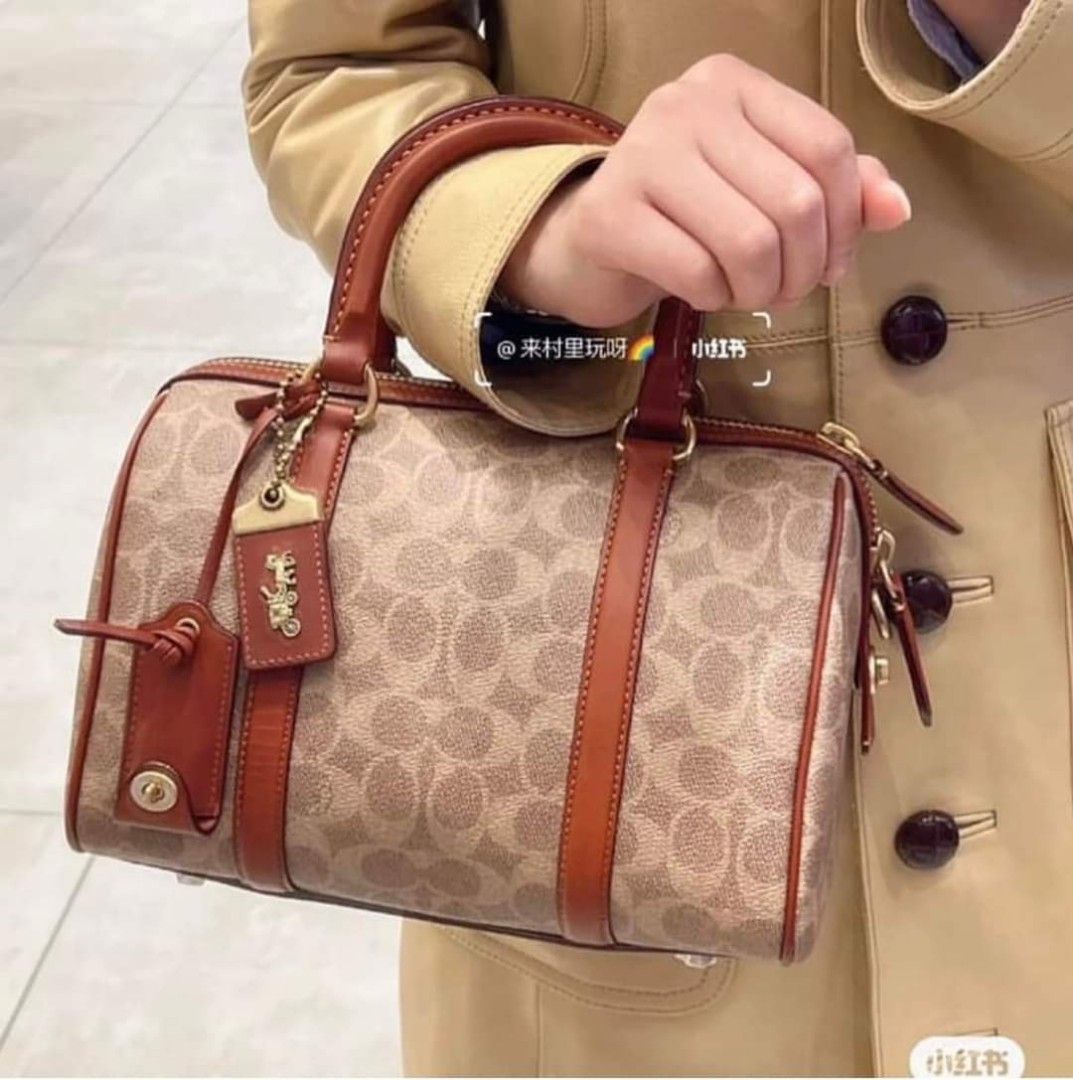 Coach ruby satchel ( 25*18*14.5cm ), Luxury, Bags & Wallets on Carousell