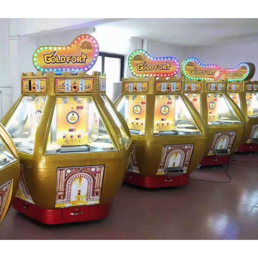 Coin Pusher Gold Fort Arcade Machine/ ARCHADE MACHINE, Hobbies & Toys ...