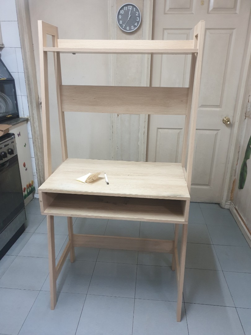 Computer Table, Computers & Tech, Office & Business Technology on Carousell