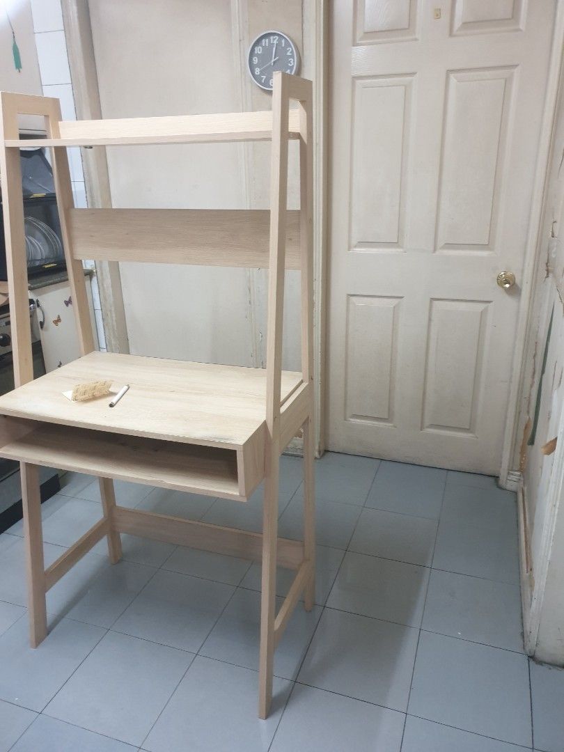 Computer Table, Computers & Tech, Office & Business Technology on Carousell