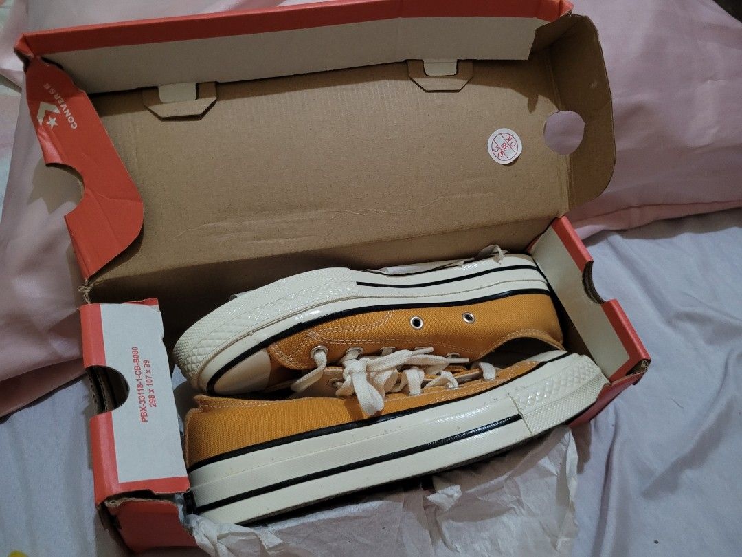 Converse authentic, Women's Fashion, Footwear, Sneakers on Carousell