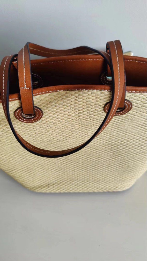 Cross over bad women, Women's Fashion, Bags & Wallets, Cross-body Bags ...