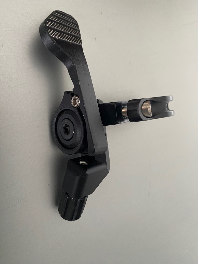 Dropper post lever, Sports Equipment, Bicycles & Parts, Bicycles on ...