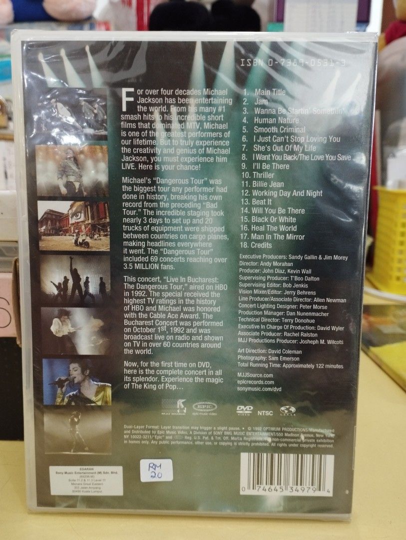(DVD) Michael Jackson Live In Bucharest: The Dangerous Tour, Hobbies & Toys, Music & Media, CDs ...