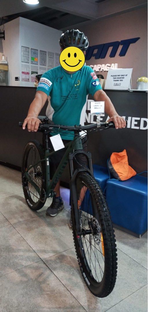 Giant Fathom 2 Mountain Bike Trekking Green, Sports Equipment, Bicycles ...