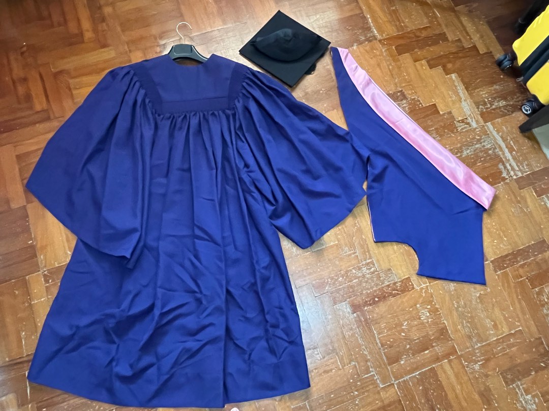 Graduation gown - NUS bachelor of Arts & Social Science, Everything ...
