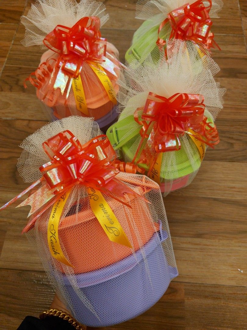 Hamper Tupperware, Food & Drinks, Gift Baskets & Hampers on Carousell