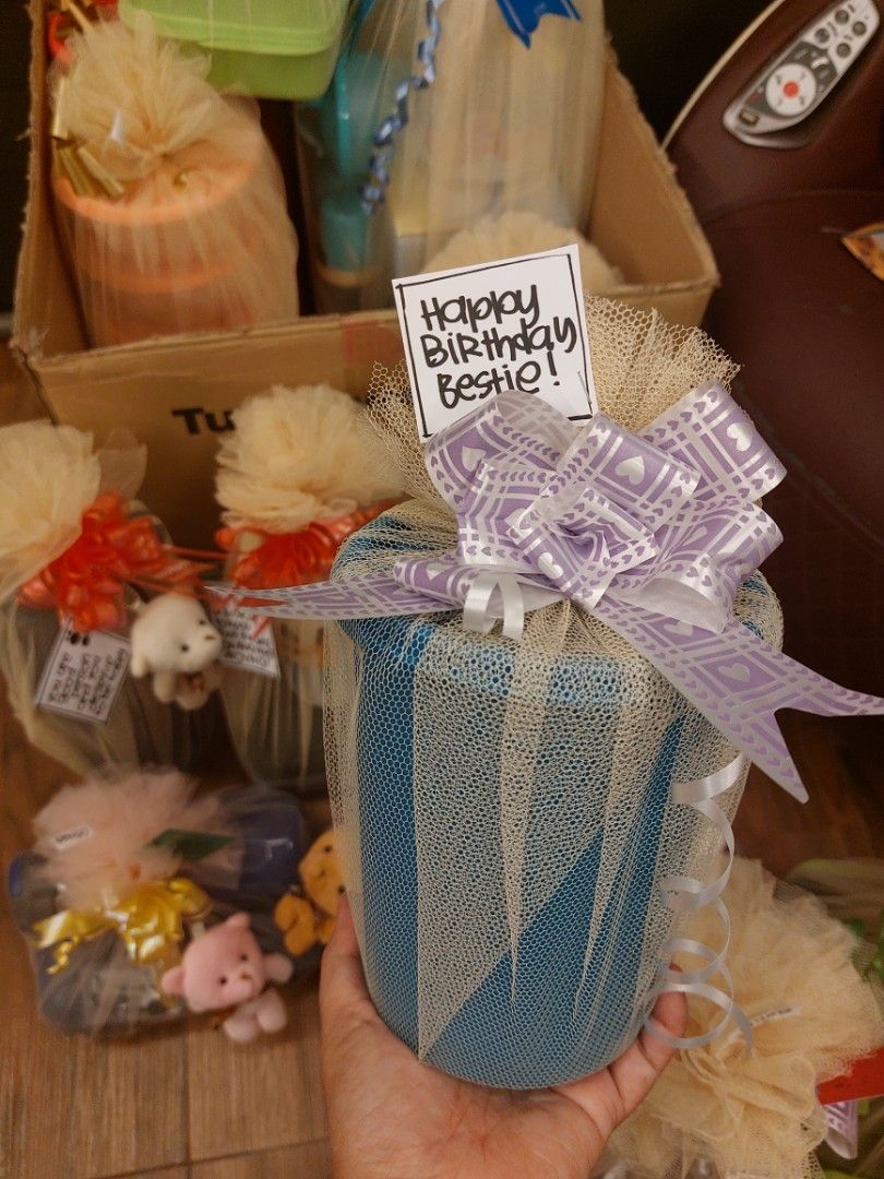 Hamper Tupperware, Food & Drinks, Gift Baskets & Hampers on Carousell