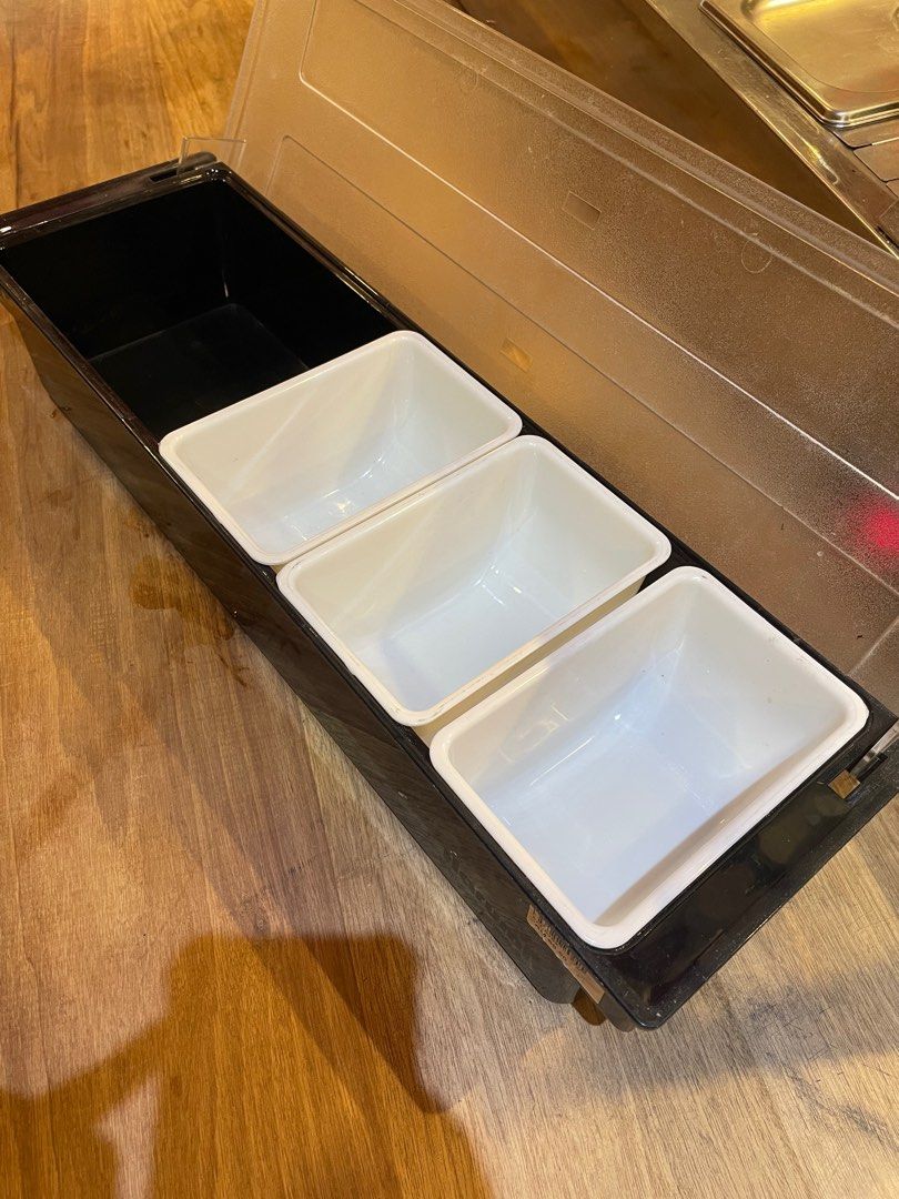 Harumi plastic condiments set, Furniture & Home Living, Kitchenware ...