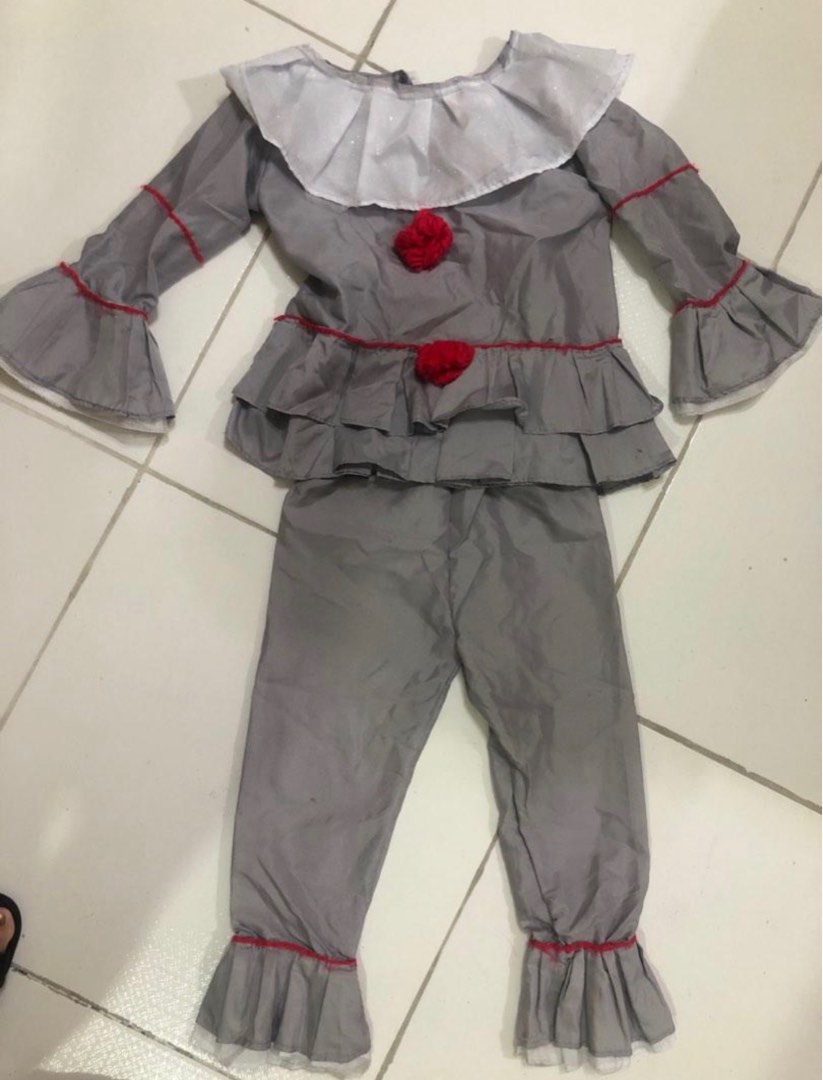 IT pennywise clown costume DIY, Babies & Kids, Babies & Kids Fashion on ...