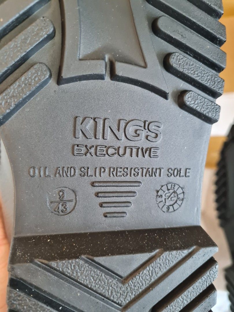 King safety shoes, Men's Fashion, Footwear, Boots on Carousell