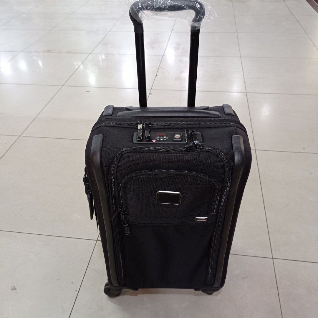 Koper tumi 20 in black, Fesyen Pria, Tas & Dompet , Lainnya di Carousell