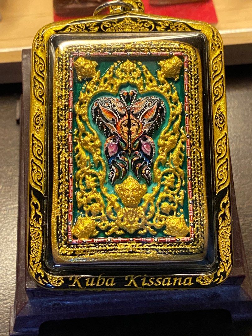 Kruba krissana butterfly Numlek hand mould, Hobbies & Toys, Memorabilia ...