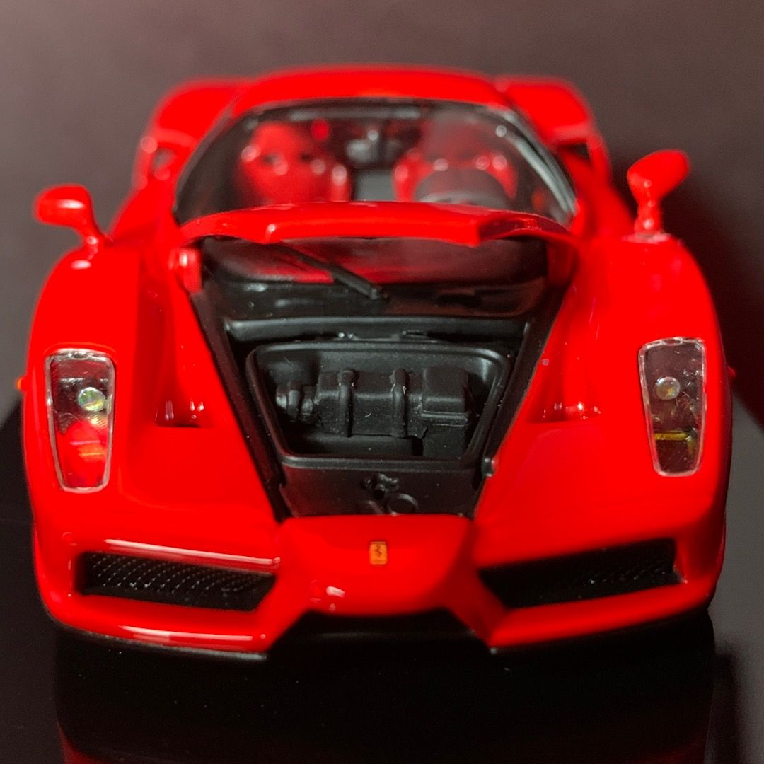 Kyosho Ferrari Enzo Test Car Red 05001T (1:43 Scale), Hobbies & Toys ...