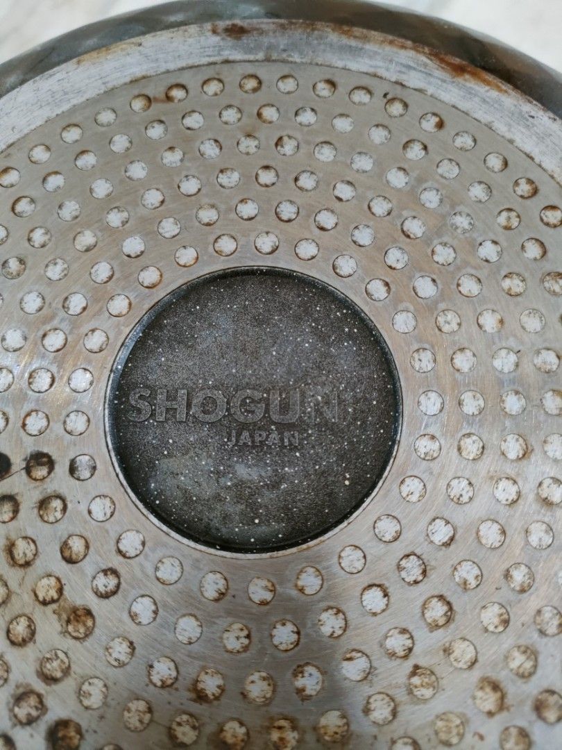 La Gourmet Shogun marble 32cm wok, Furniture & Home Living, Kitchenware ...