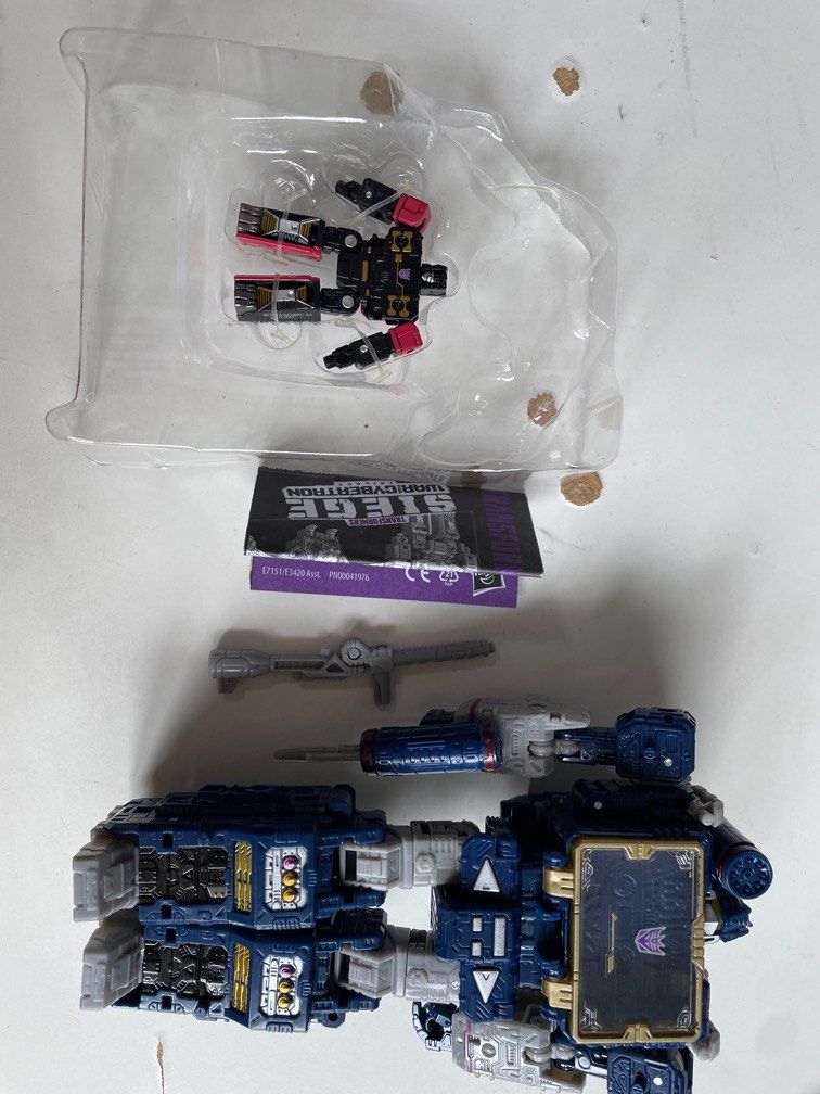 Legacy soundwave and wfc rumble, Hobbies & Toys, Toys & Games on Carousell