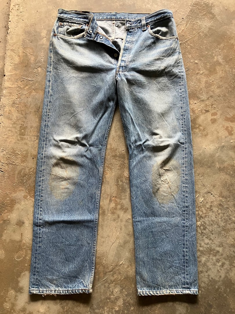 Levi stamp 552, Men's Fashion, Bottoms, Jeans on Carousell