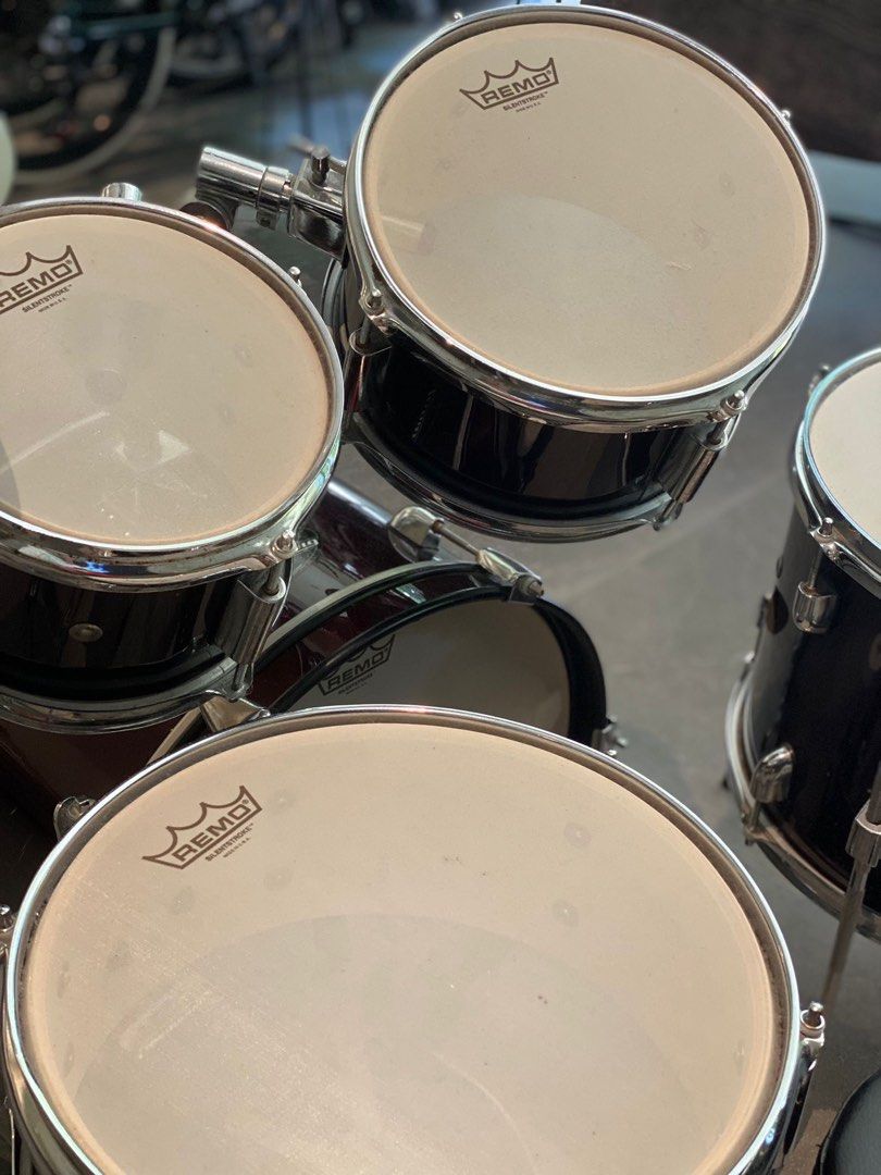 Ludwig Junior Drumkit, Hobbies & Toys, Music & Media, Musical ...