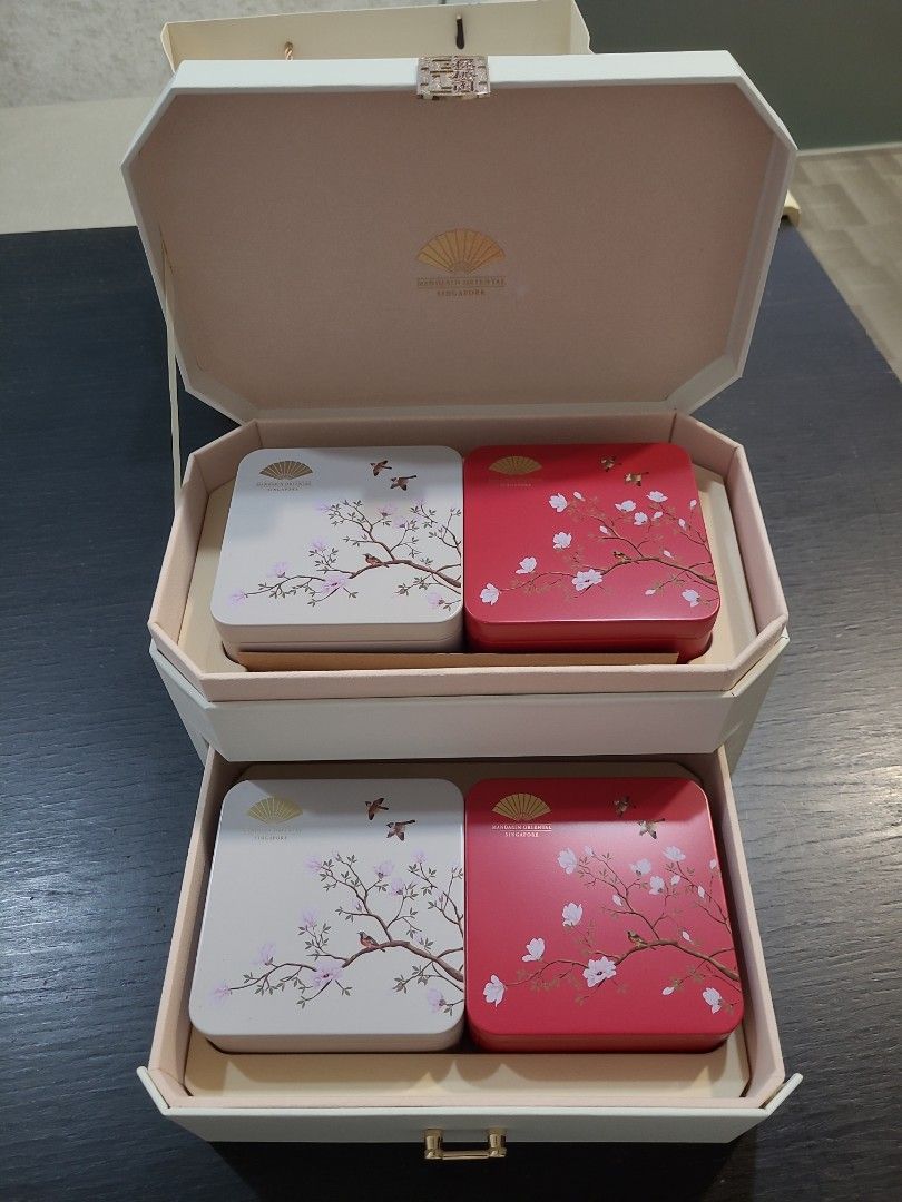 Mandarin Oriental Mooncake Jewellery Box, Women's Fashion, Jewelry ...