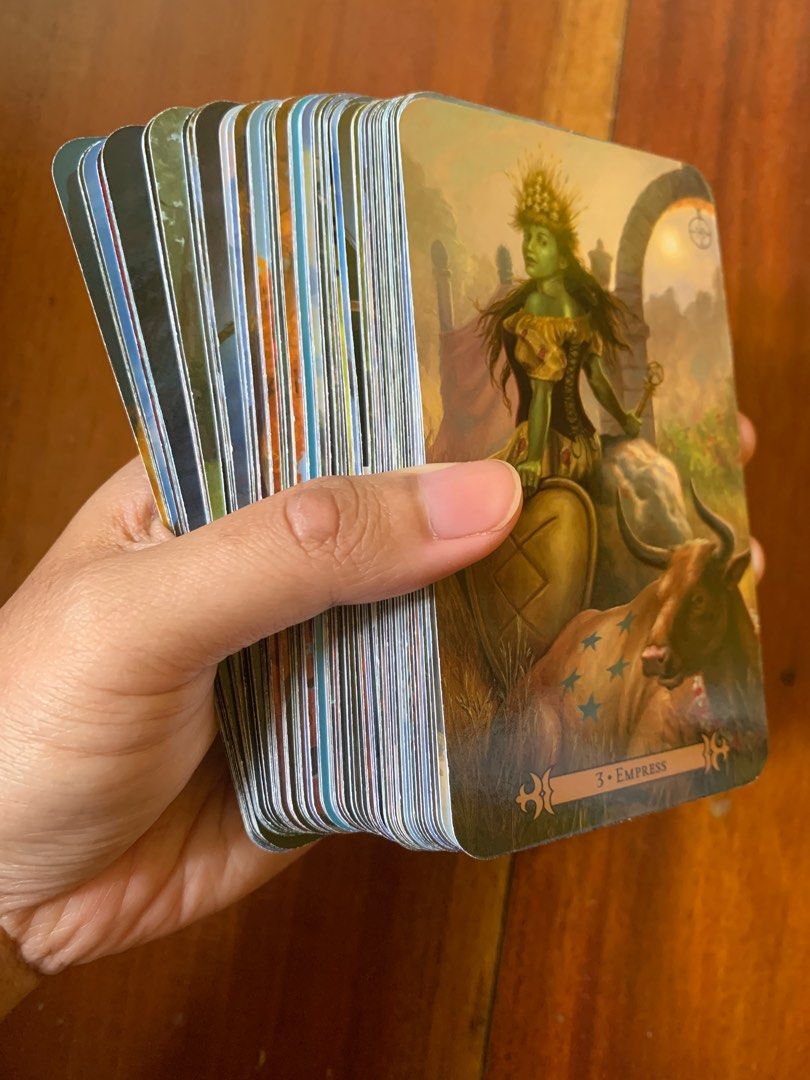 MODERN SPELLCASTER'S TAROT by Melanie Marquis, Hobbies & Toys ...