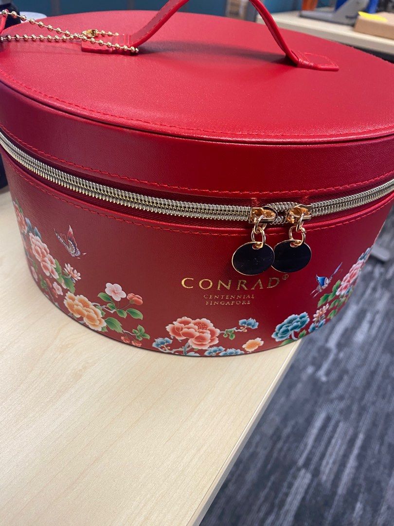 Mooncake Giftbox from Conrad, Food & Drinks, Gift Baskets & Hampers on ...