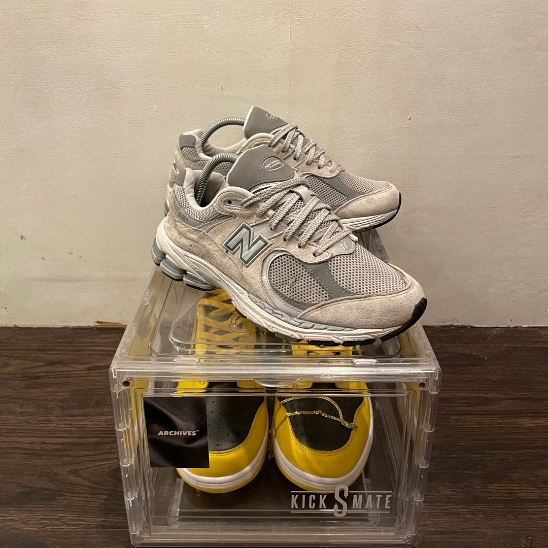 NB2002R, Men's Fashion, Footwear, Sneakers on Carousell