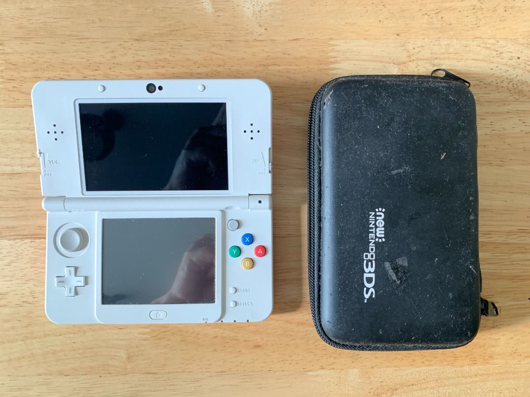 New Nintendo 3DS Pokemon version (BUNDLED with Pokémon Y and Pokémon ...