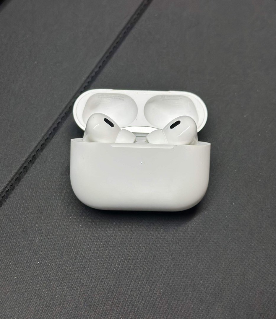 Original Airpods Pro 2 -UNIT ONLY, Audio, Earphones on Carousell