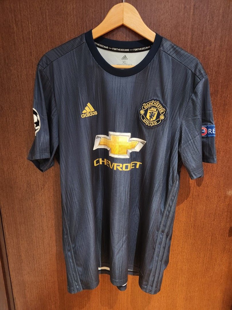 Original Man Utd 18/19 3rd kit bought at Old Trafford, Men's Fashion ...