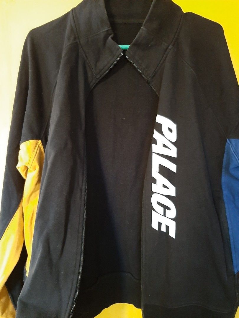 Palace Jacket, Men's Fashion, Coats, Jackets and Outerwear on Carousell