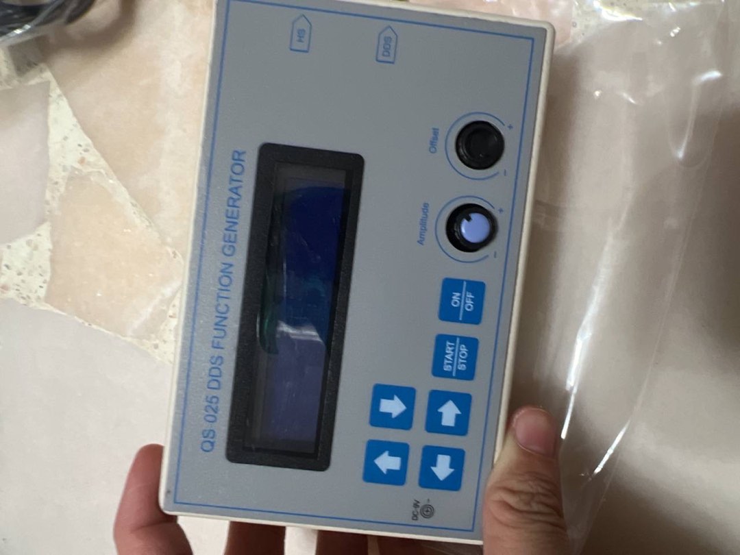 QS 025 DDS FUNCTION GENERATOR, Everything Else on Carousell