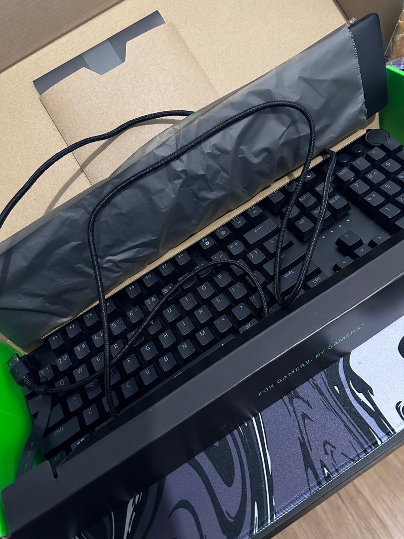 RAZER HUNSTMAN V2 OPTICAL GAMING KEYBOARD, Computers & Tech, Parts ...