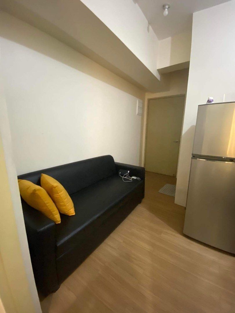 Rush Condo For Sale, Property, For Sale, Apartments & Condos on Carousell