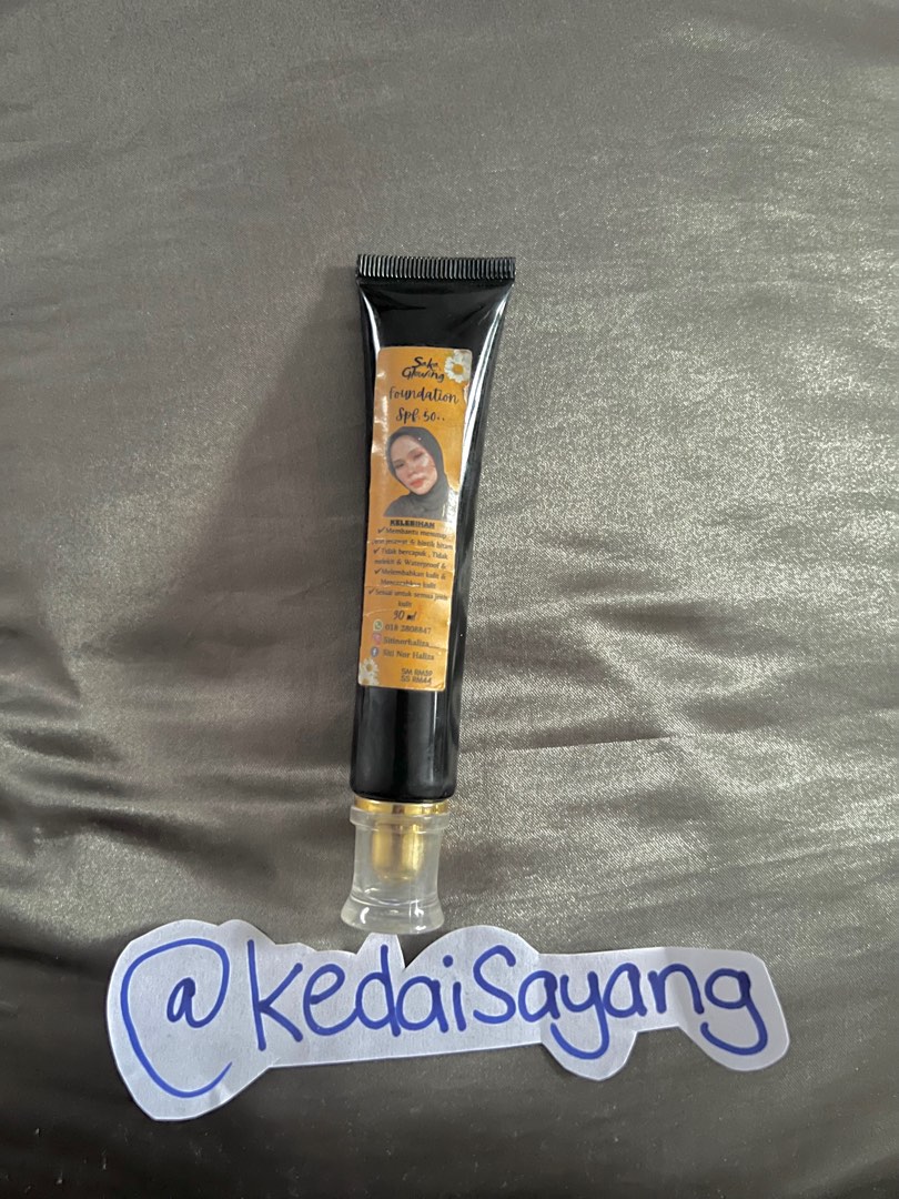 Saka Glowing Foundation 30ml, Beauty & Personal Care, Face, Makeup on ...